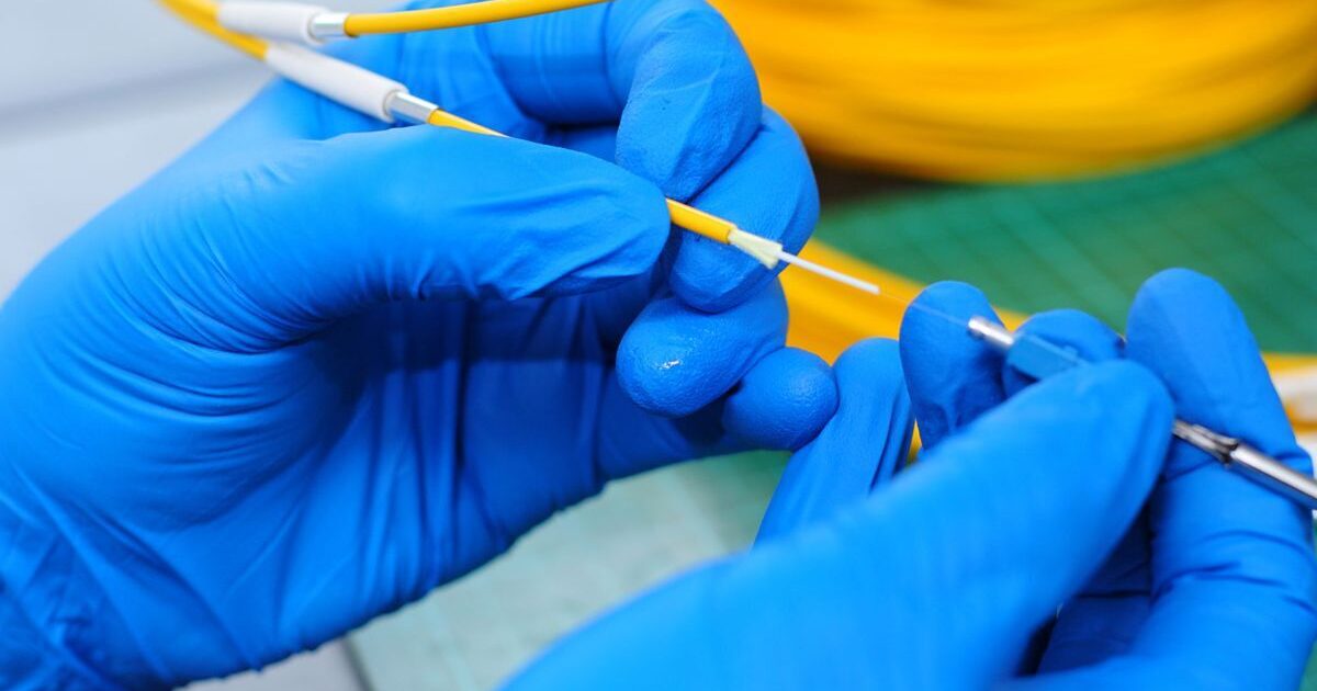 Bespoke Fibre Optic Assemblies in Less Than 24 Hours | Leader Optec